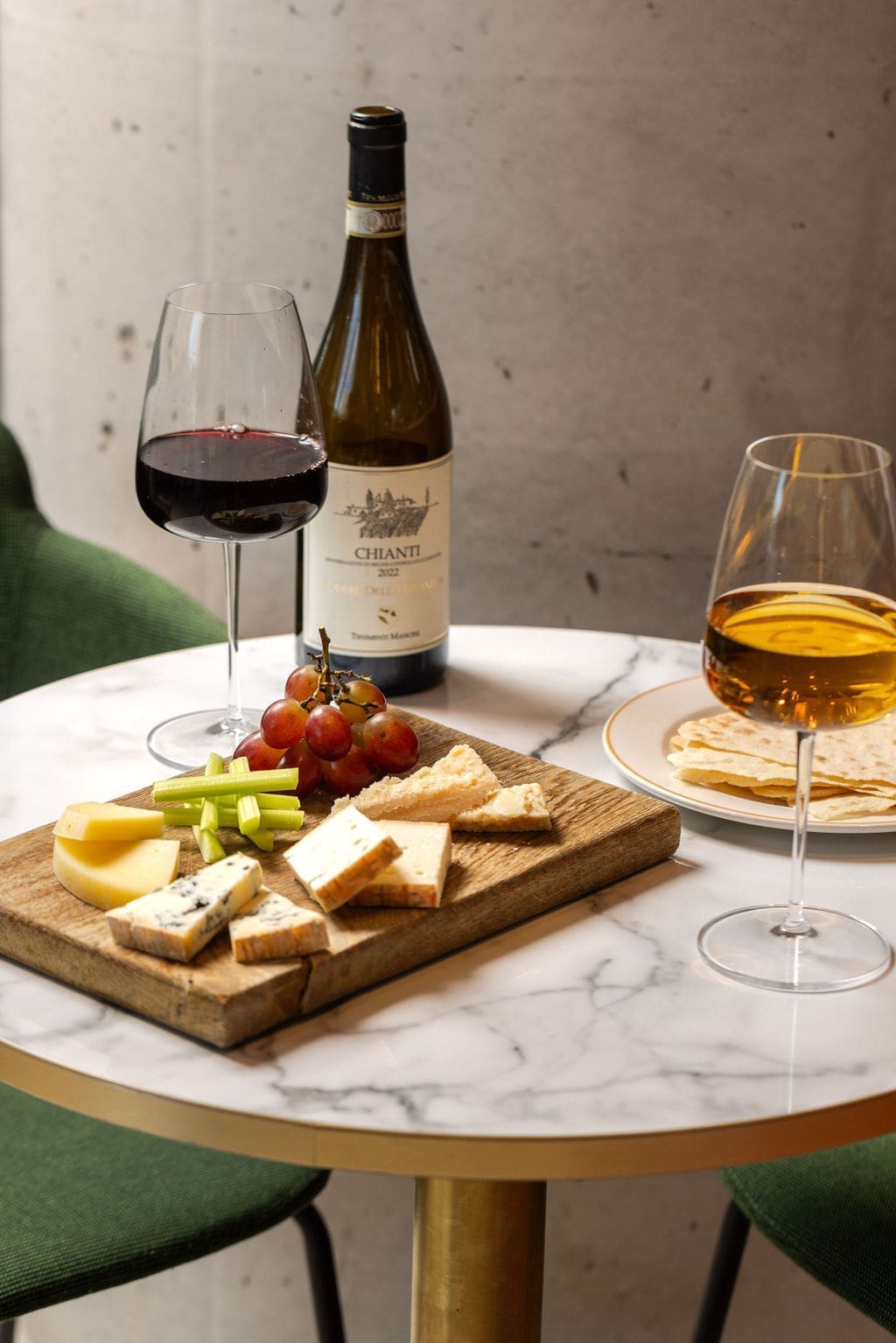 TOZI WINE TALES: CHIANTI | art'otel